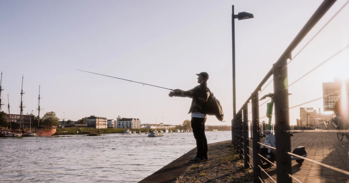 Skyline und Flussrauschen - der neue Angel-Trend Streetfishing